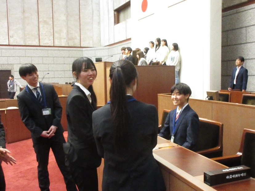 【地域協力】埼玉県議会議員と大学生の意見交換会に参加 - 共栄大学